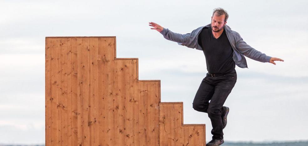 La performance de Yoann Bourgeois sobre el éxito impacta en las redes ...